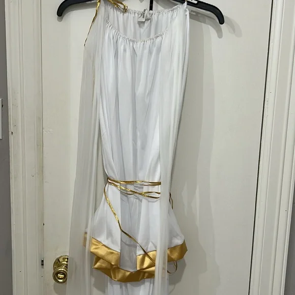 Disguise | Other | Athena Costume In White And Gold Used Crown Missing ...